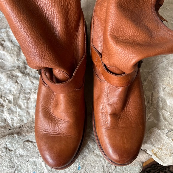 Frye | Shoes | Frye Veronica Shortie Belted Combat Moto Leather Boots ...